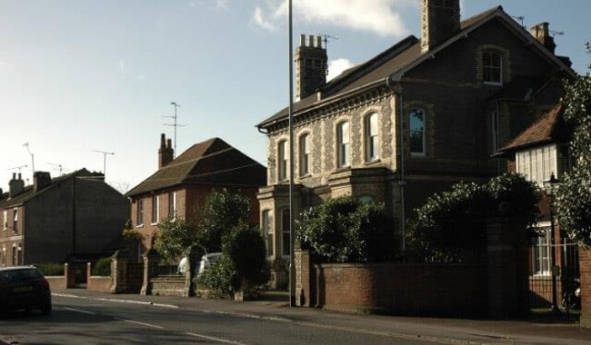 Earley - Towns & Villages in Earley, Berkshire - Visit South East England